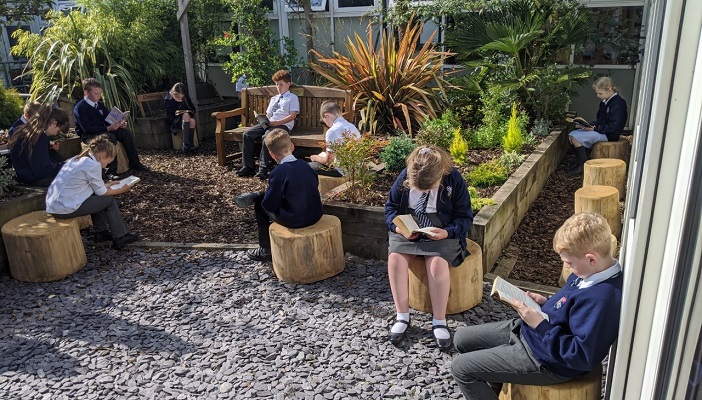School's revitalised outdoor reading space