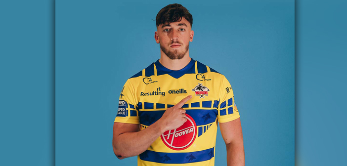 Matty Ashton signs Wolves contract extension to 2026