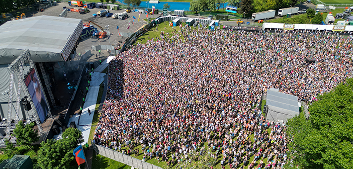 Music fans flock to Warrington as Neighbourhood Weekender blessed with ...