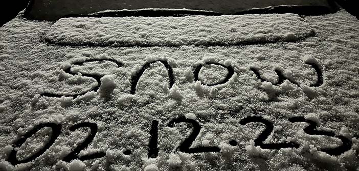 Surprise snowfall provides real festive feel for Warrington