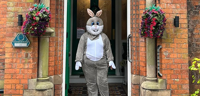 A special Easter visit for Keate House residents - Warrington Worldwide