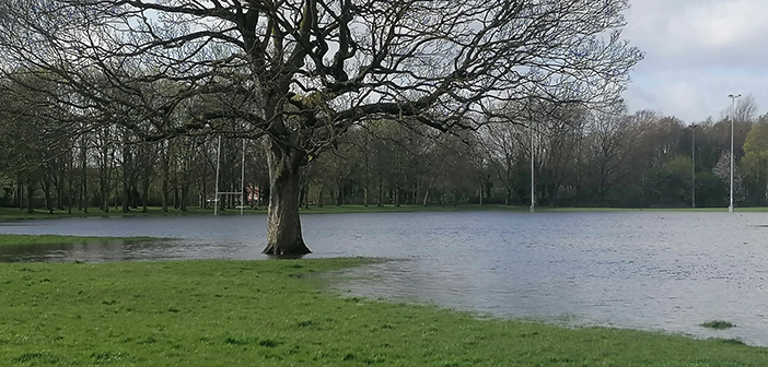 Flood waters hit Warrington as Mersey bursts banks - Warrington Worldwide