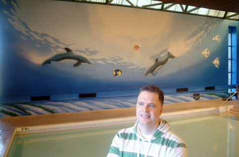 Artist step nearer dream